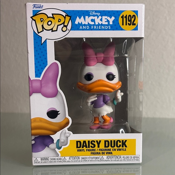 Funko | Toys | Funko Pop Disney Daisy Duck In Pink And Purple Outfit ...